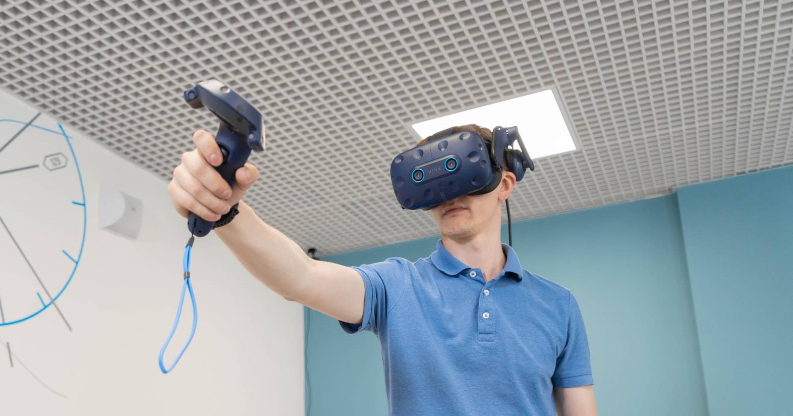 How to Use Your Android Phone in VR by Pairing It to Windows