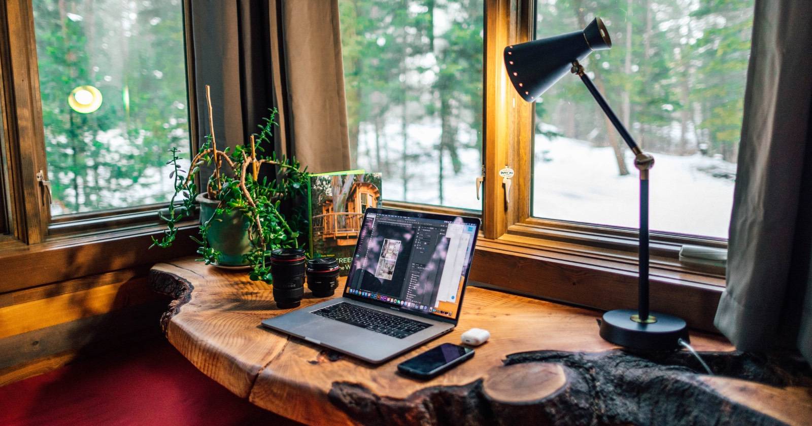 8 Tips to Create a Productive Remote Work Office Environment