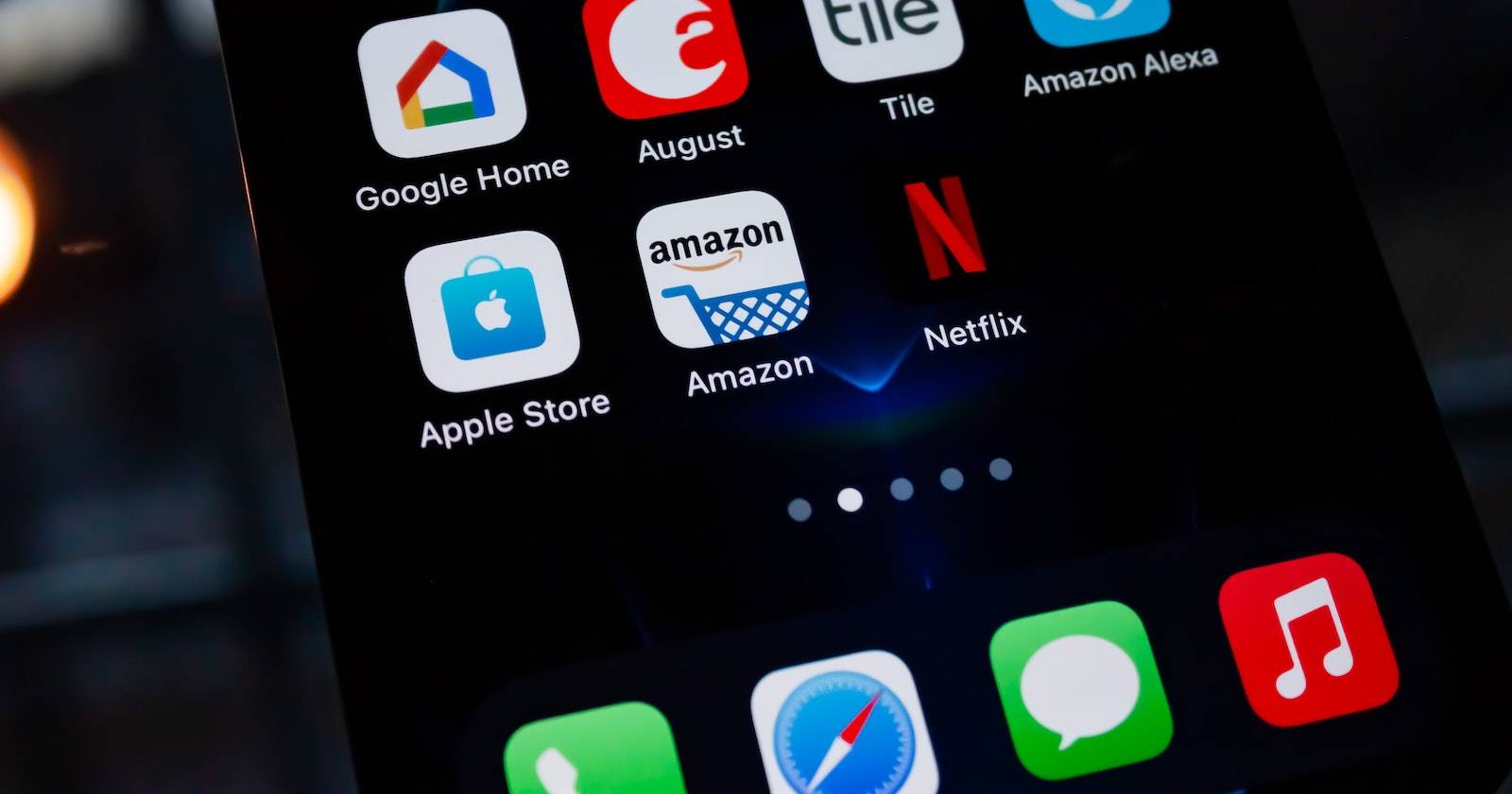 How to Manage Home Screen Pages on Your iPhone or iPad