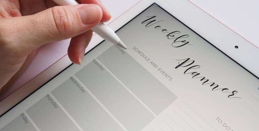 7 Easy Ways to Stay Off Your Phone While Working