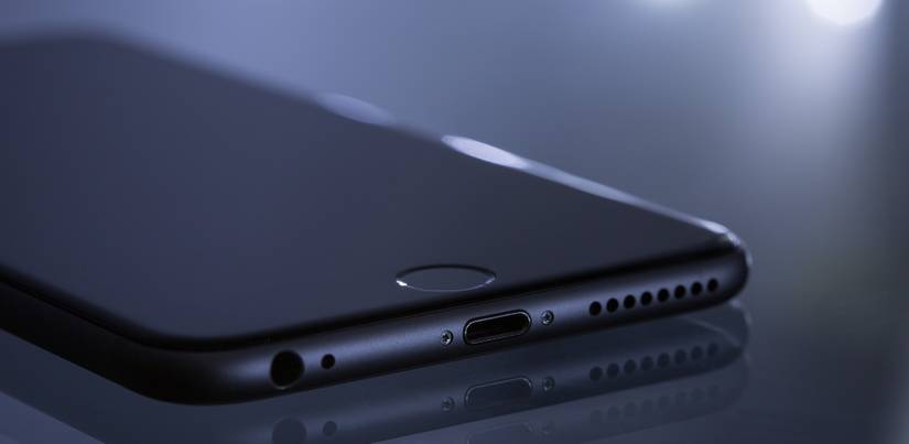 7 Easy Ways to Stay Off Your Phone While Working