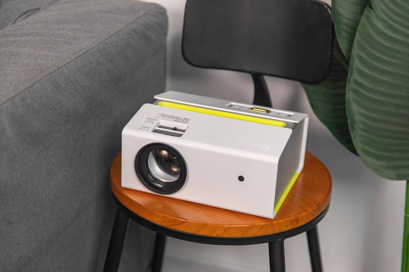 What Is the Best Projector Screen Height?