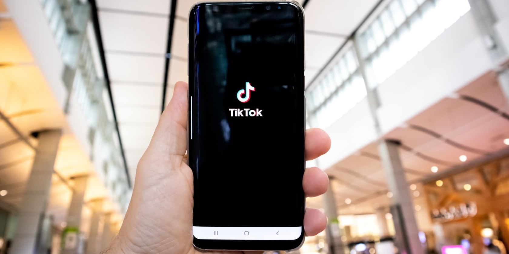 How to Navigate Your TikTok Inbox