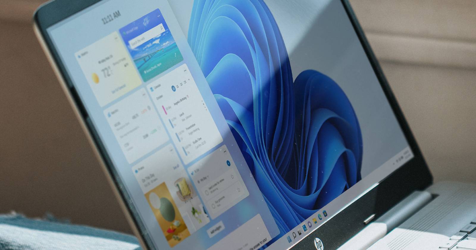How to Add Widgets to the Windows 11 Desktop
