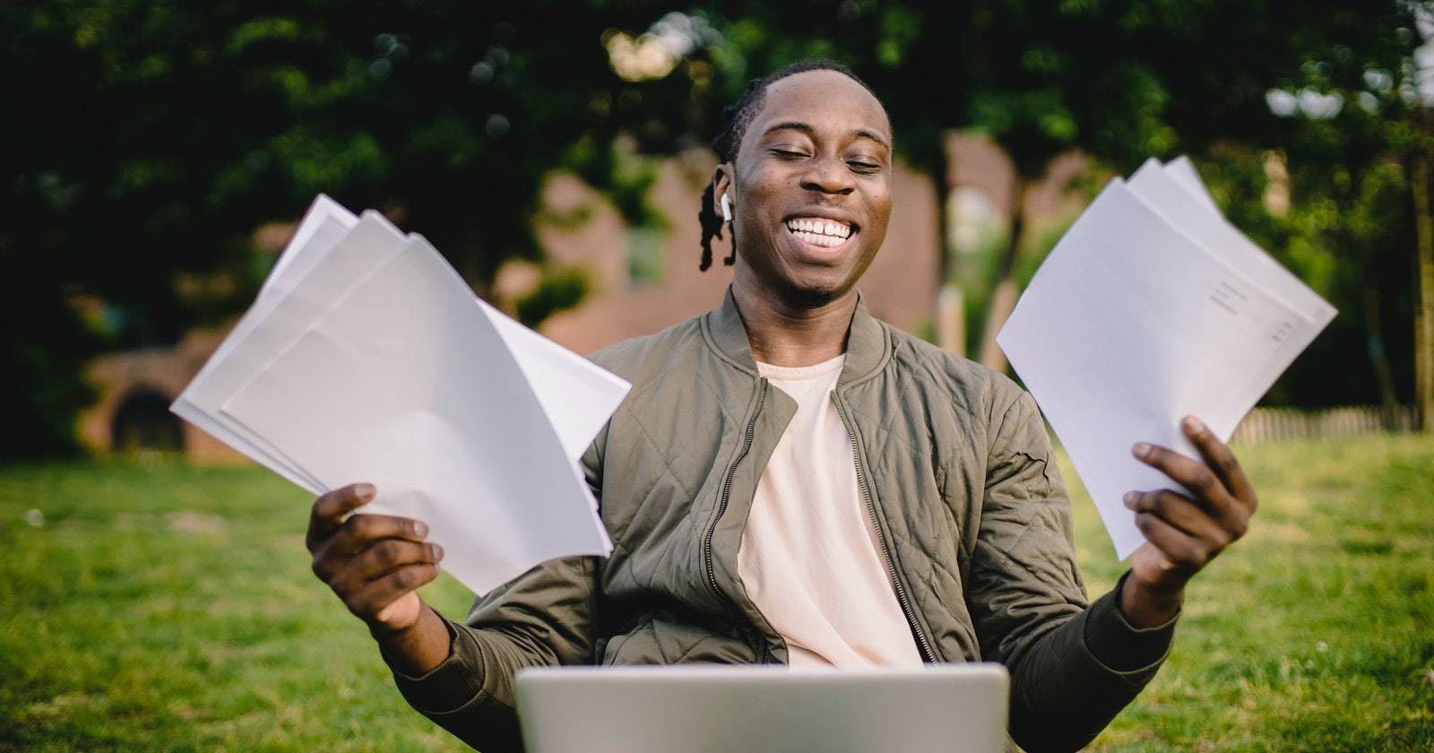 5 Apps to Help You Ace Your Next Job Application