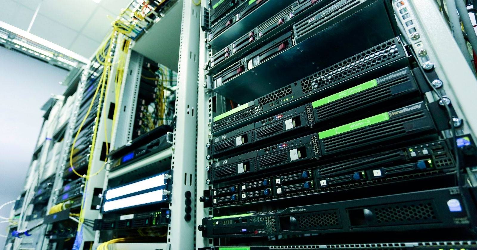 Glossary of 100 Networking Terms You Must Know