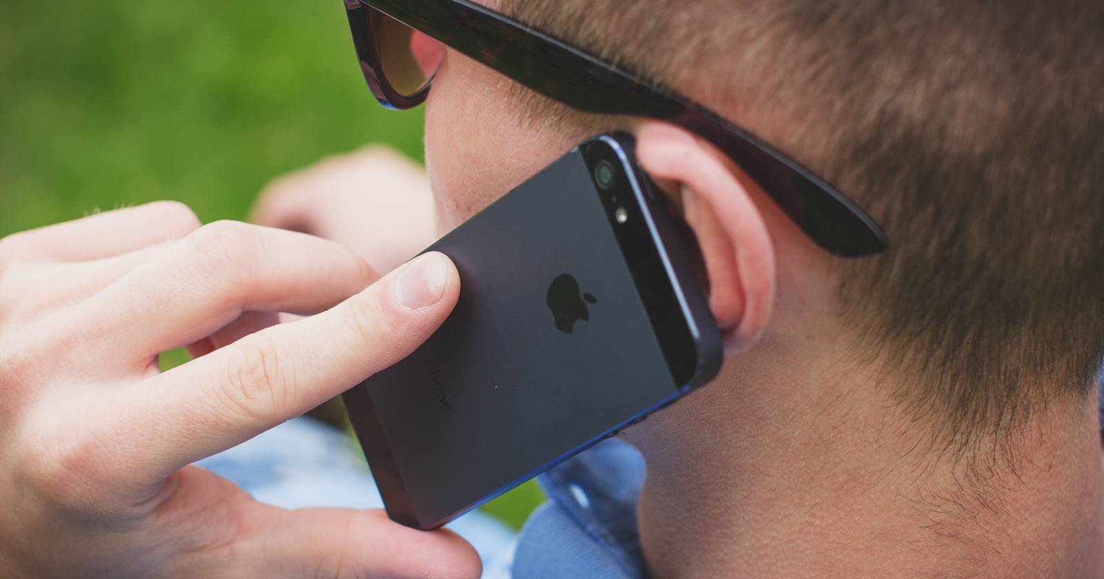 How to Make a Phone Call From Your iPhone