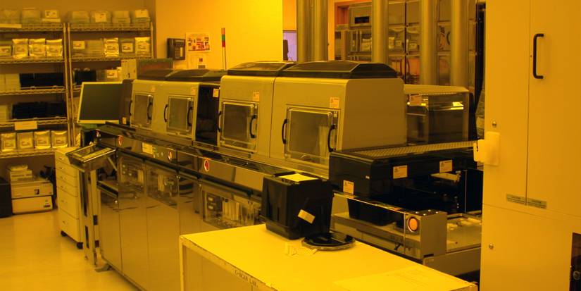 How Does Sand Become Silicon? CPU Manufacturing Explained