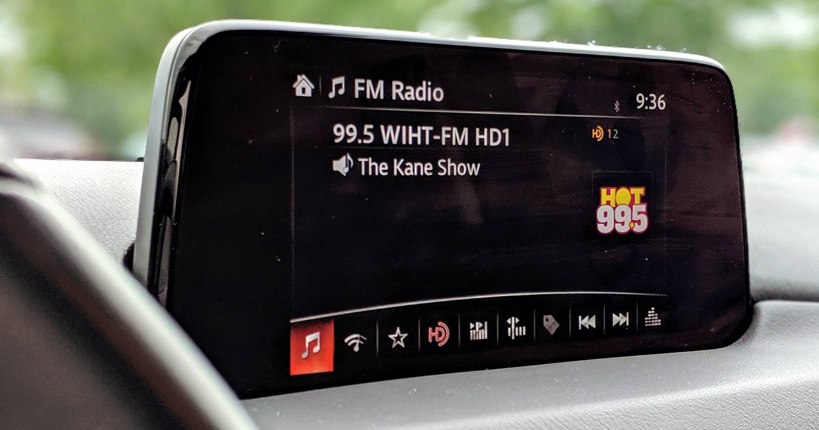 What Is MirrorLink? A Guide to the Car Smartphone Communication Standard