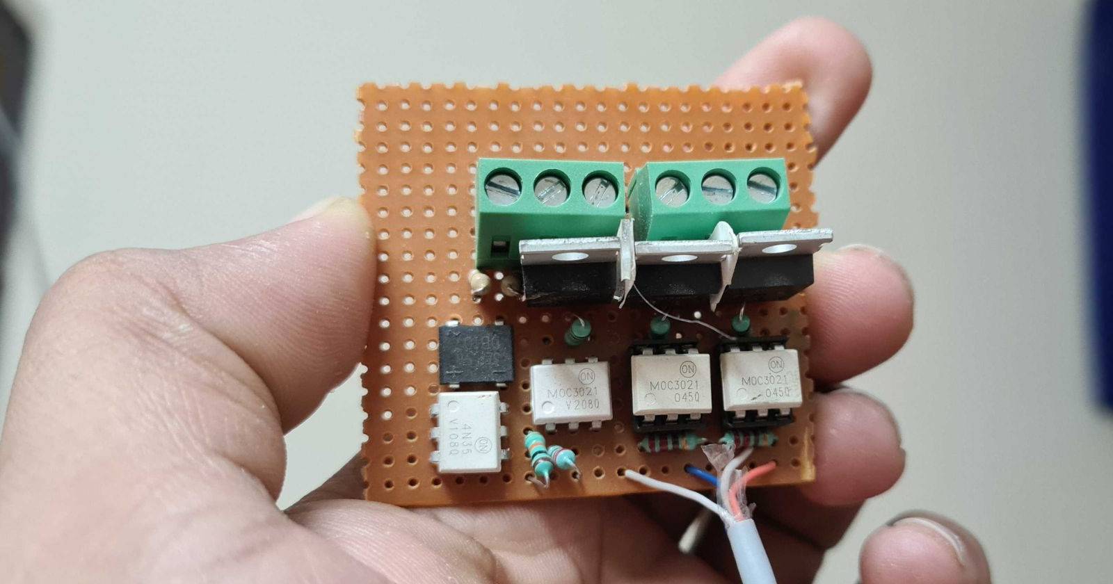 How to Make a DIY Smart Wi-Fi Light Dimmer Switch