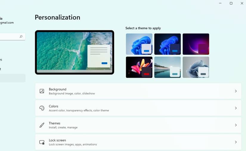 How to Personalize Windows 11 With Themes