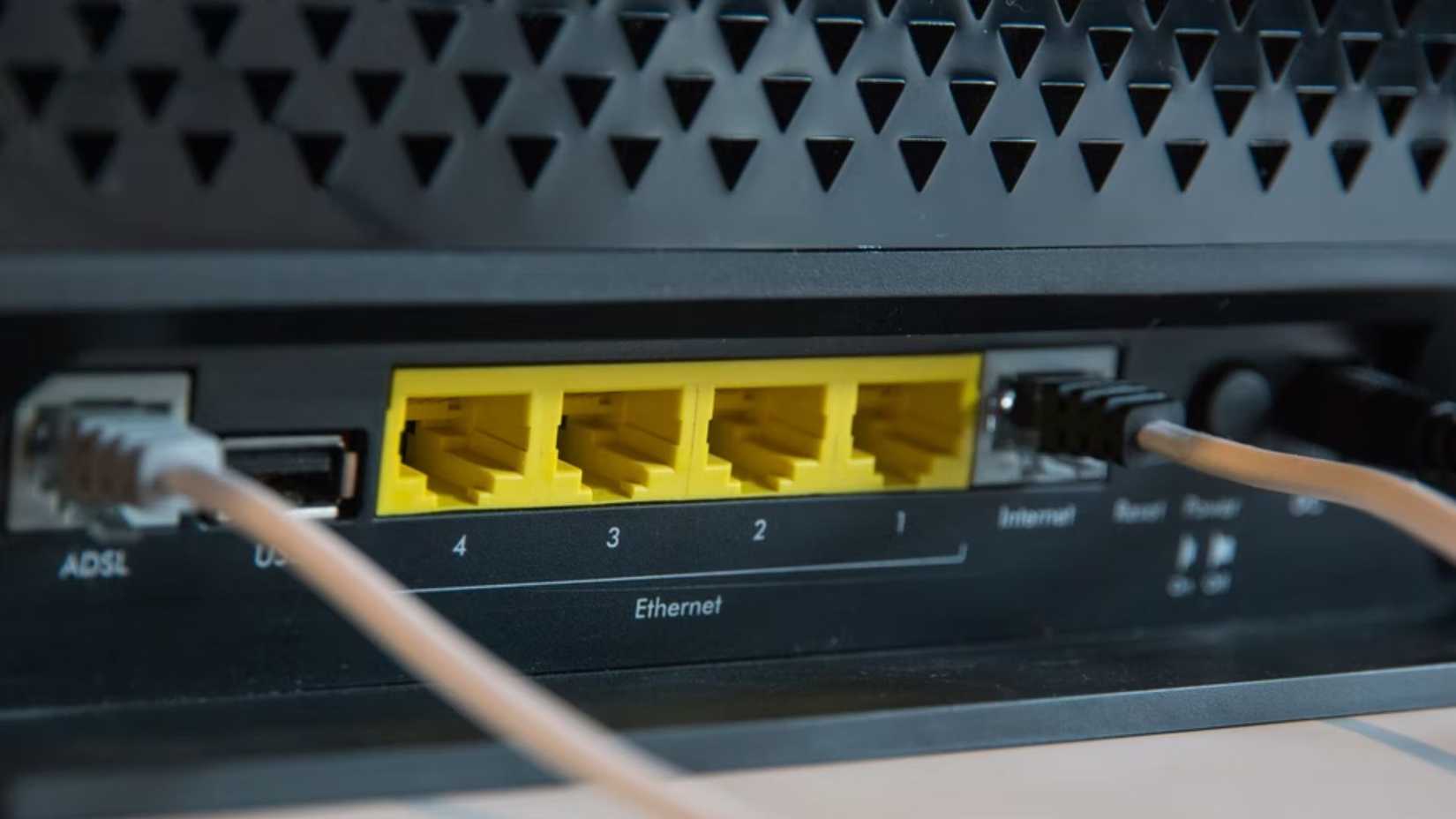 I've blocked every IoT device from the internet with this simple router ...