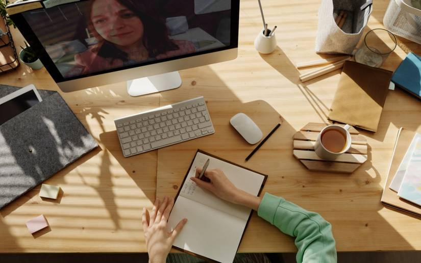The Top 7 Instant Messaging Etiquette Rules for Remote Teams