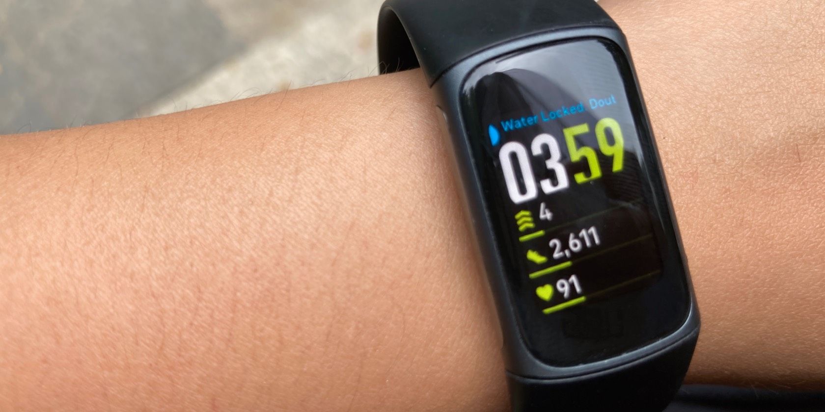 How to Activate Water Lock on Your Fitbit