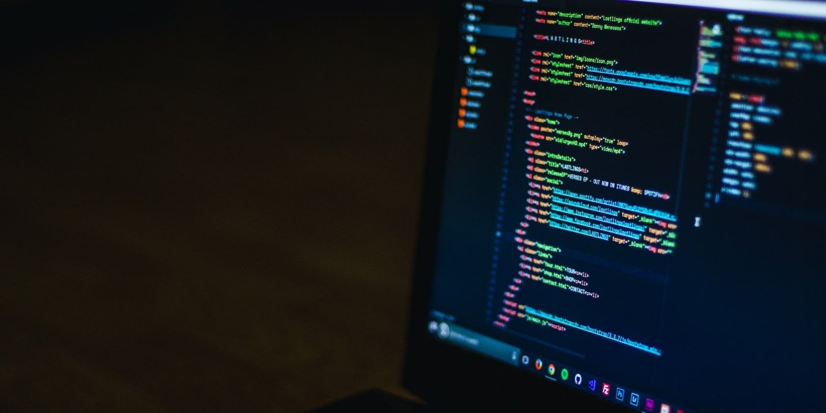 What Is the Windows Component Services Tool, and How Do You Access It?