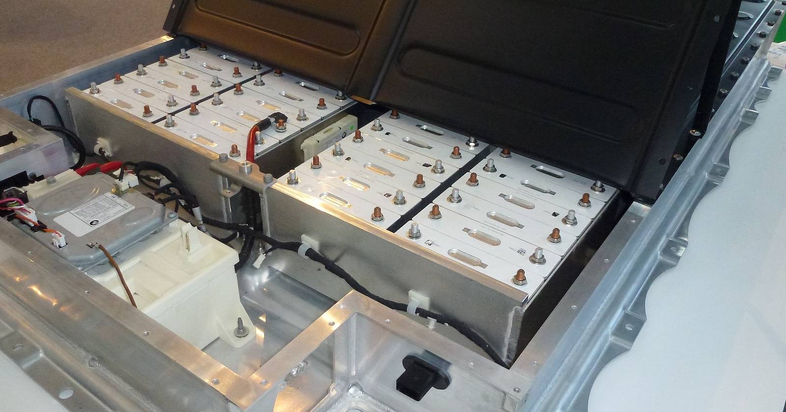 How Does a Lithium-Ion EV Battery Work?