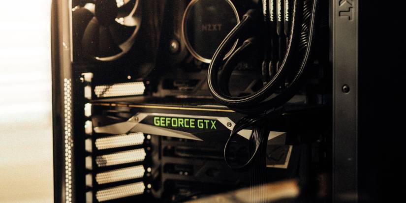 6 DIY Projects to Turn a Broken Monitor Into Something New