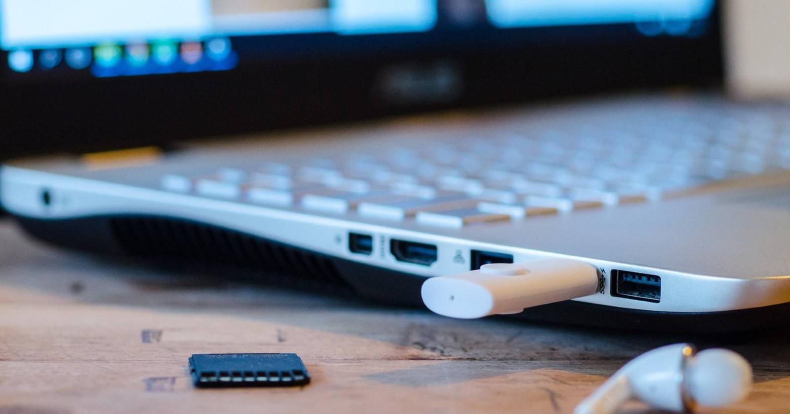 How to Fix the "A Device Attached to the System Is Not Functioning" Error on Windows