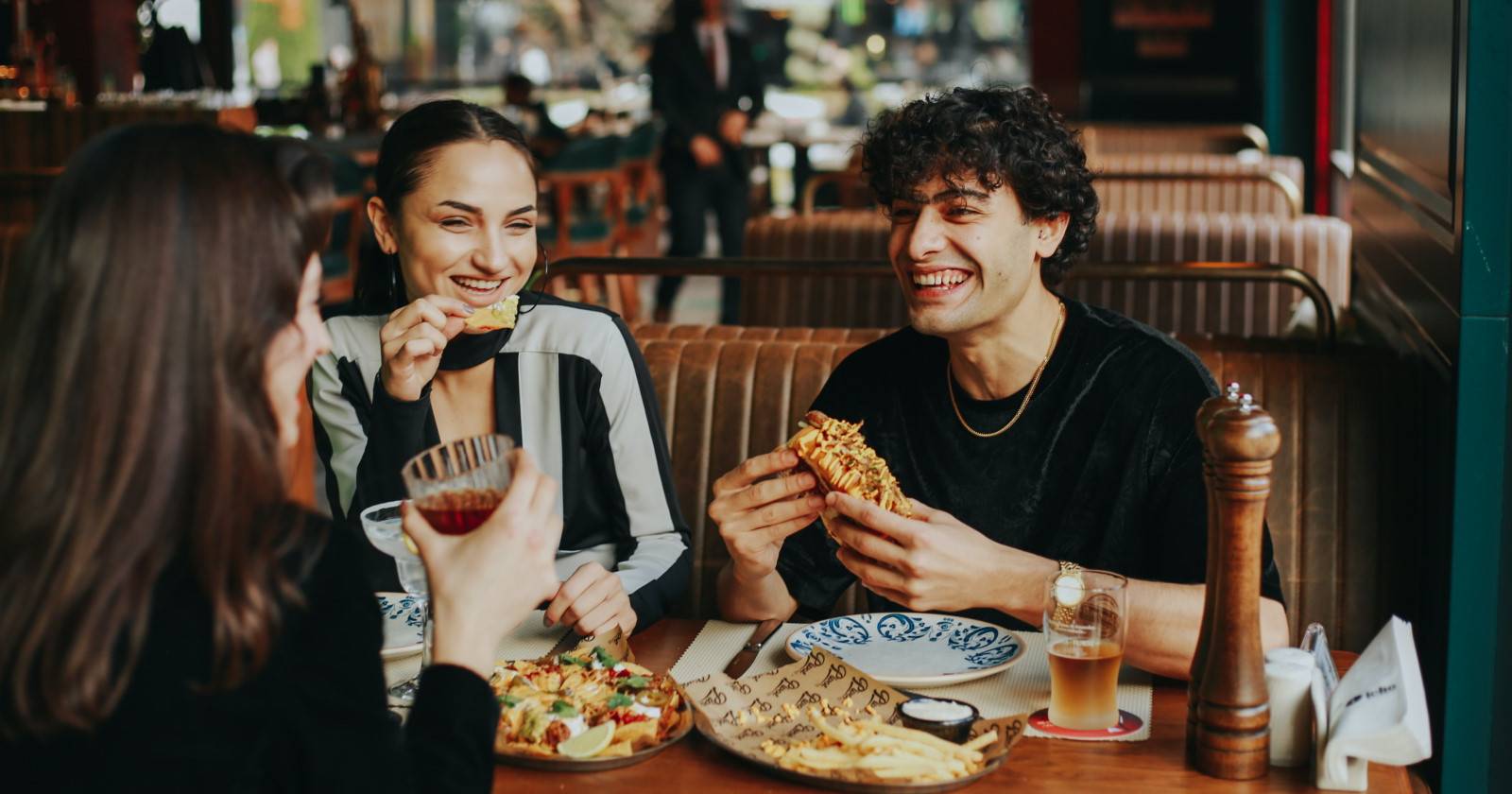 11 Reasons Why Meetup Is Great for Meeting New People