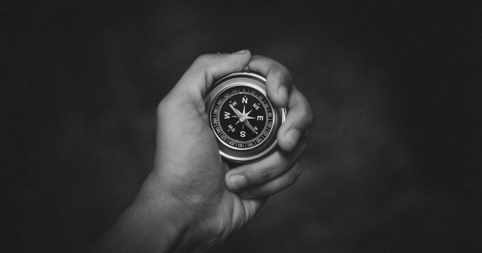 How to Create a Collapsible Navigation Menu Using React