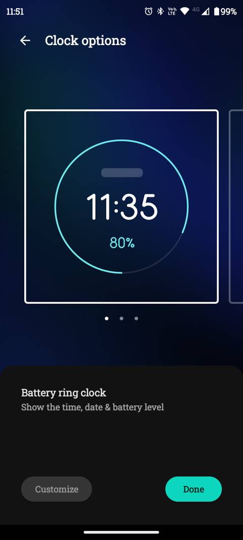 How to Change the Peek Display Clock on Motorola Phones