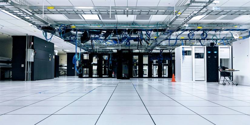 How Does the Internet Work? A Step-By-Step Guide