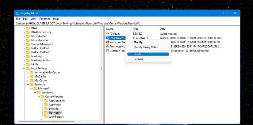 10 Ways to Restore Missing Pinned App Icons on the Windows 11 Taskbar