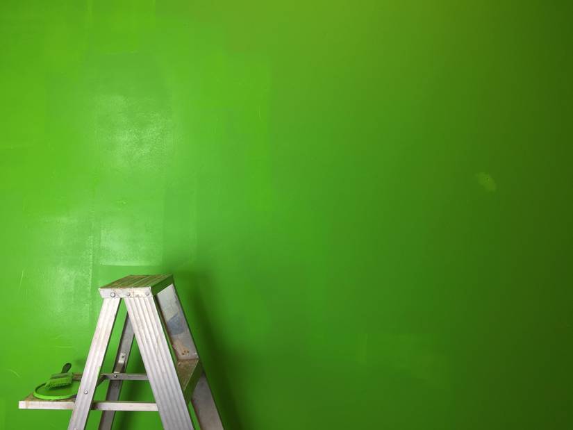 How to Set Up a Home Green Screen Studio in 4 Simple Steps