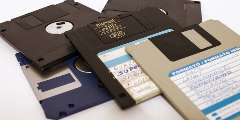 7 Outdated Technologies and the Professions That Still Use Them