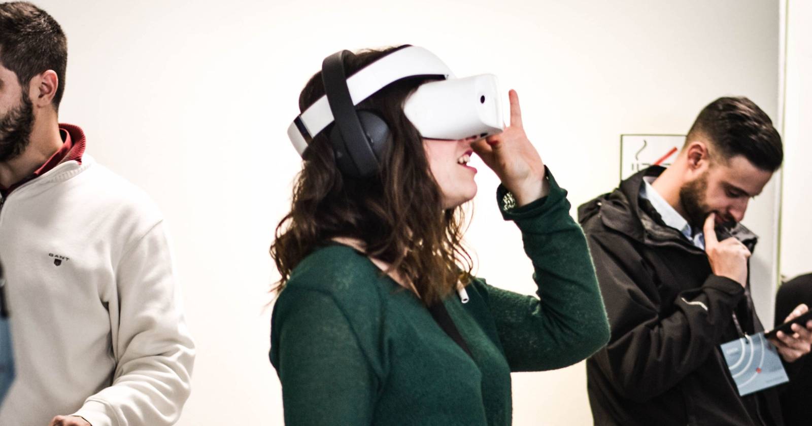 What Do We Know About Apple's VR Headset?
