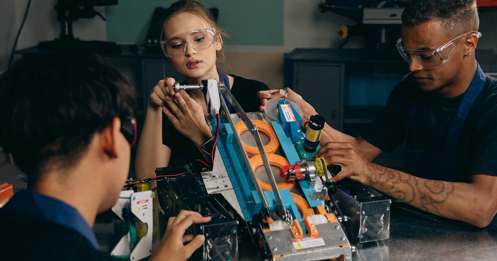 How to Become a Robotics Engineer: The Ultimate Guide