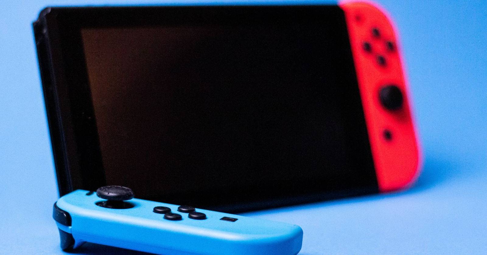 Joy-Cons vs. Pro Controller: Which Should You Use With Your Nintendo ...