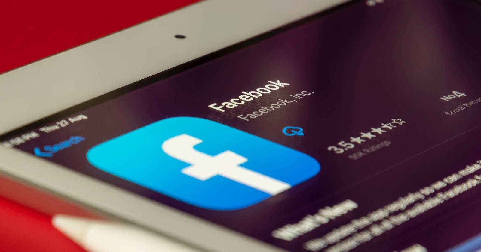 4 Ways to Customize Your Facebook Feed