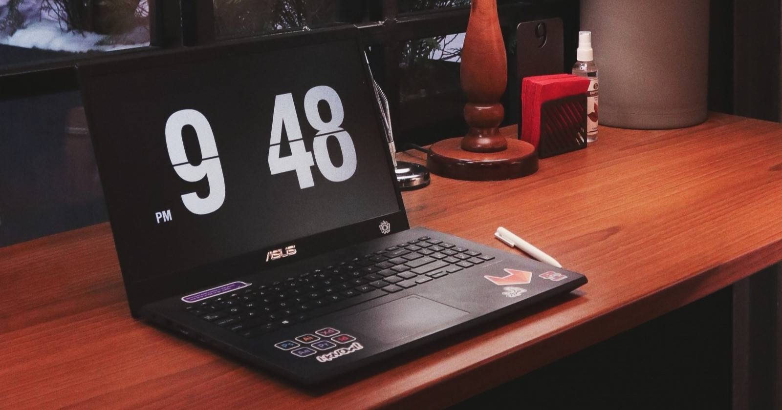 How to Stop Windows Users From Changing the Date and Time