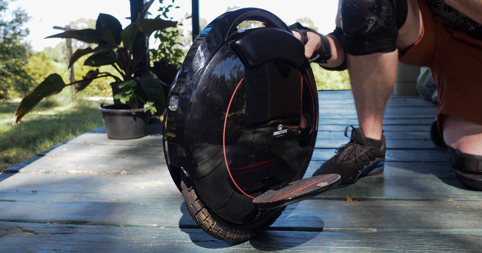 INMOTION V5 Review: Best Affordable Electric Unicycle to Learn On