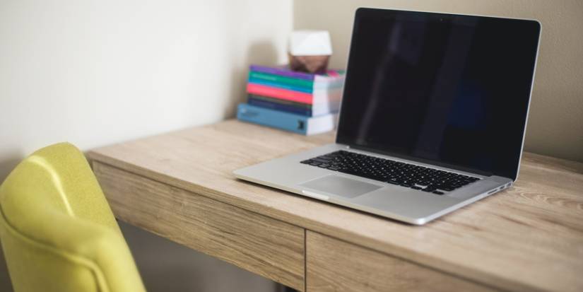 How to Turn Off Your MacBook's Screen: 3 Methods