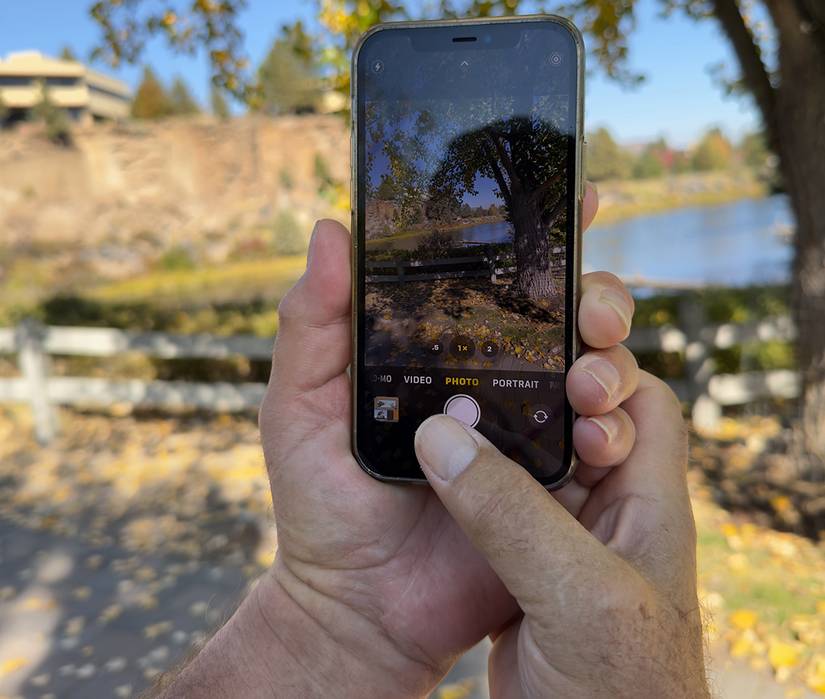 How to Take Professional Photos With an iPhone