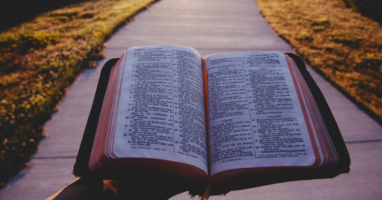 The 6 Best Christian Bible Apps for Android and iPhone