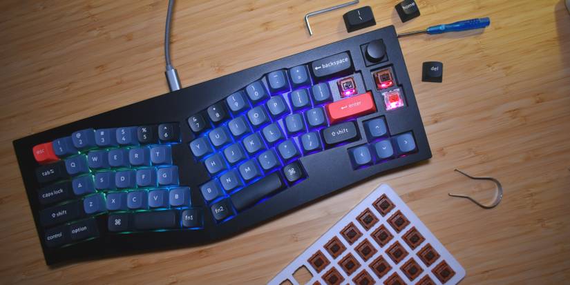 What Is an Alice-Style Mechanical Keyboard, and Can It Help You Type ...