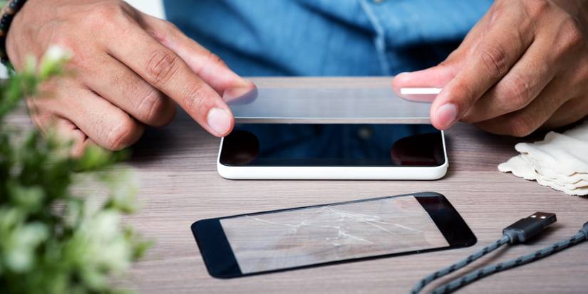 Is a Sapphire Screen Protector Worth It? Sapphire vs. Tempered Glass ...