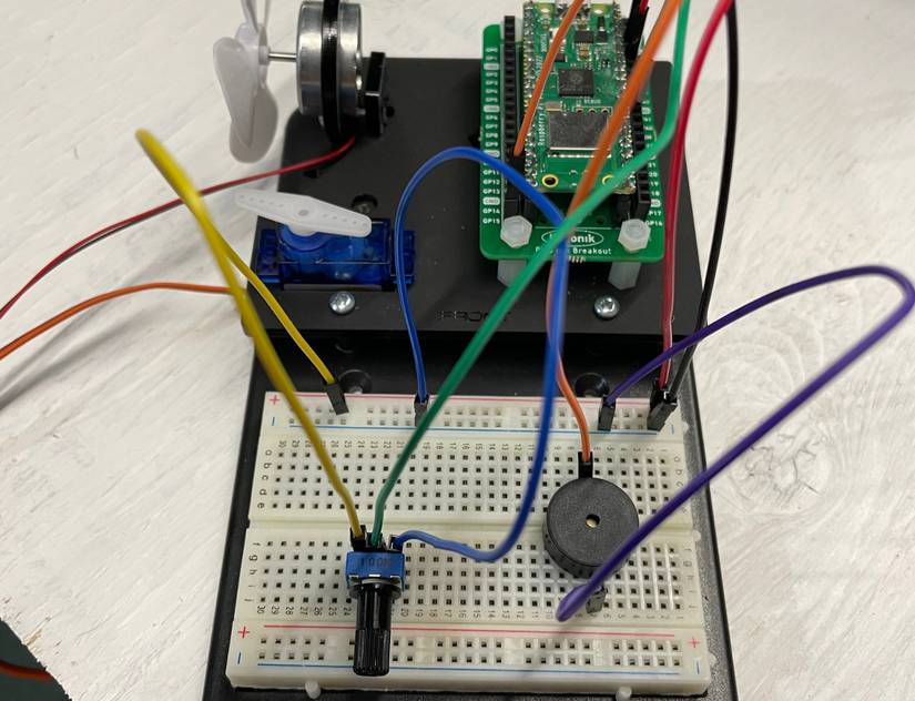 Command a Buzzer Tone With the Raspberry Pi Pico