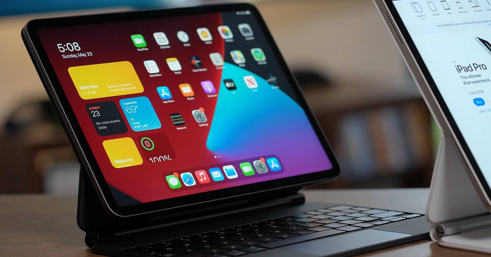 How to Charge Every Apple Magic Keyboard