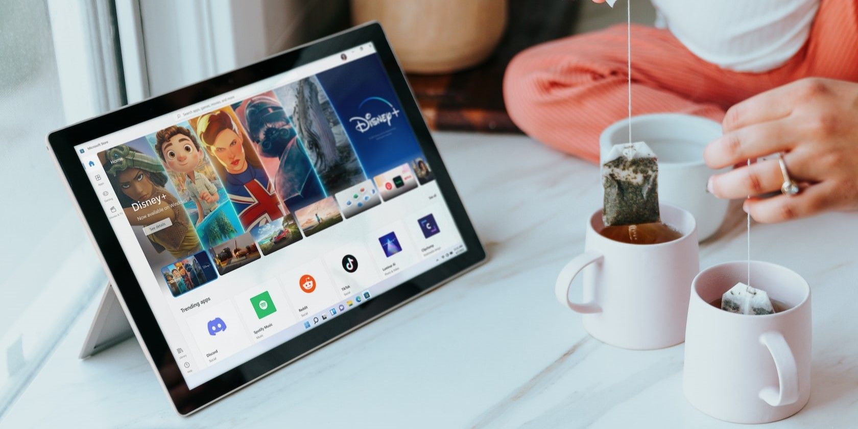 How to Fix the 0x80072EFD Microsoft Store Error in Windows 11 and Windows 10