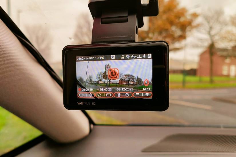 3 things I wish I knew before using my old phone as a dashcam