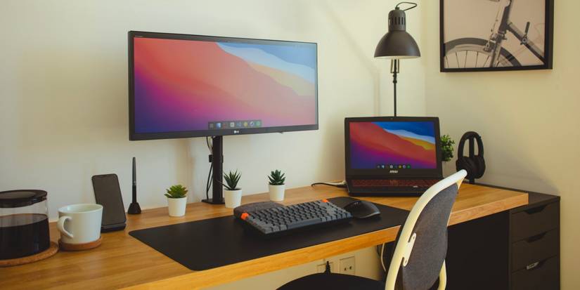 8 Reasons You Need a Full Desk Pad