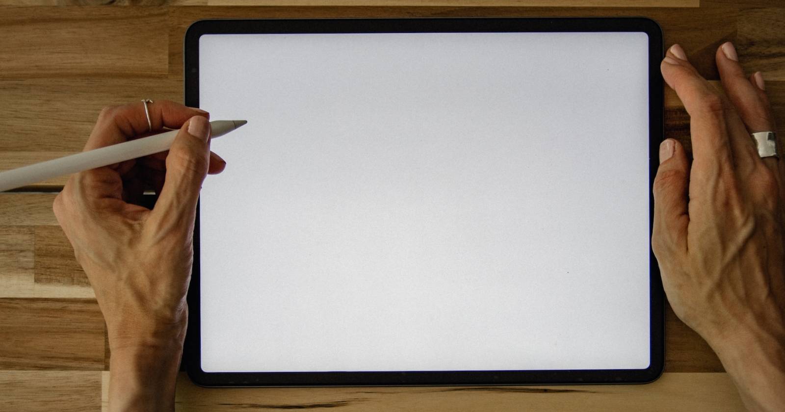 iPad Keeps Shutting Down: 9 Possible Fixes