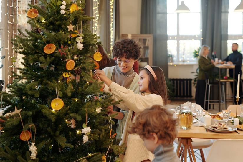 The 12 Best Alexa Commands and Questions You Need to Use This Holiday ...