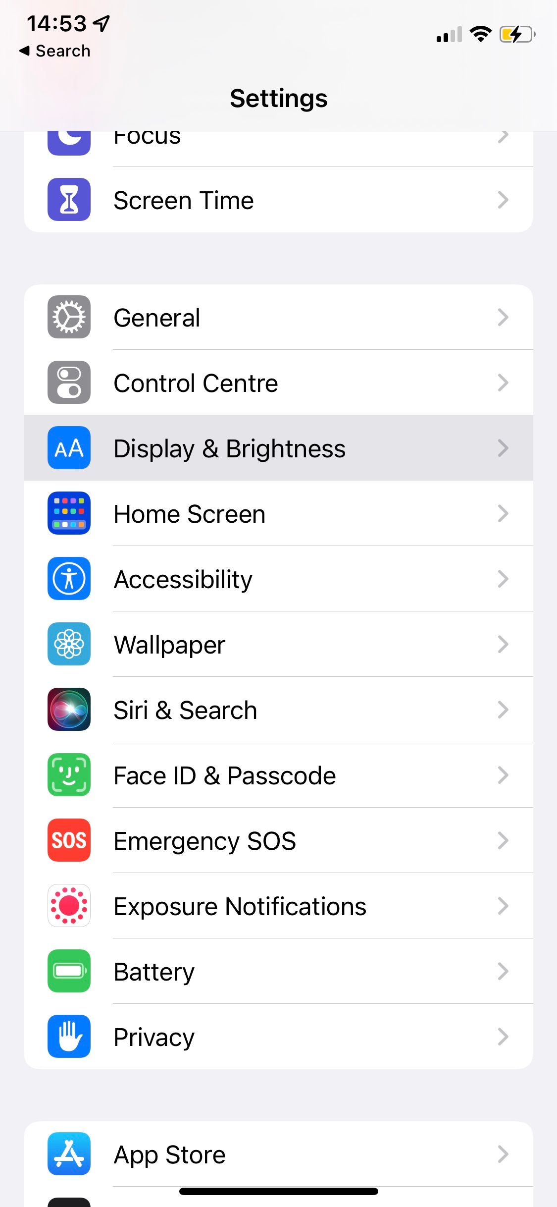 8 Tips to Keep Your Mac Connected to Your iPhone Hotspot