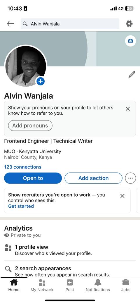 How to Show or Hide Your LinkedIn Premium Badge