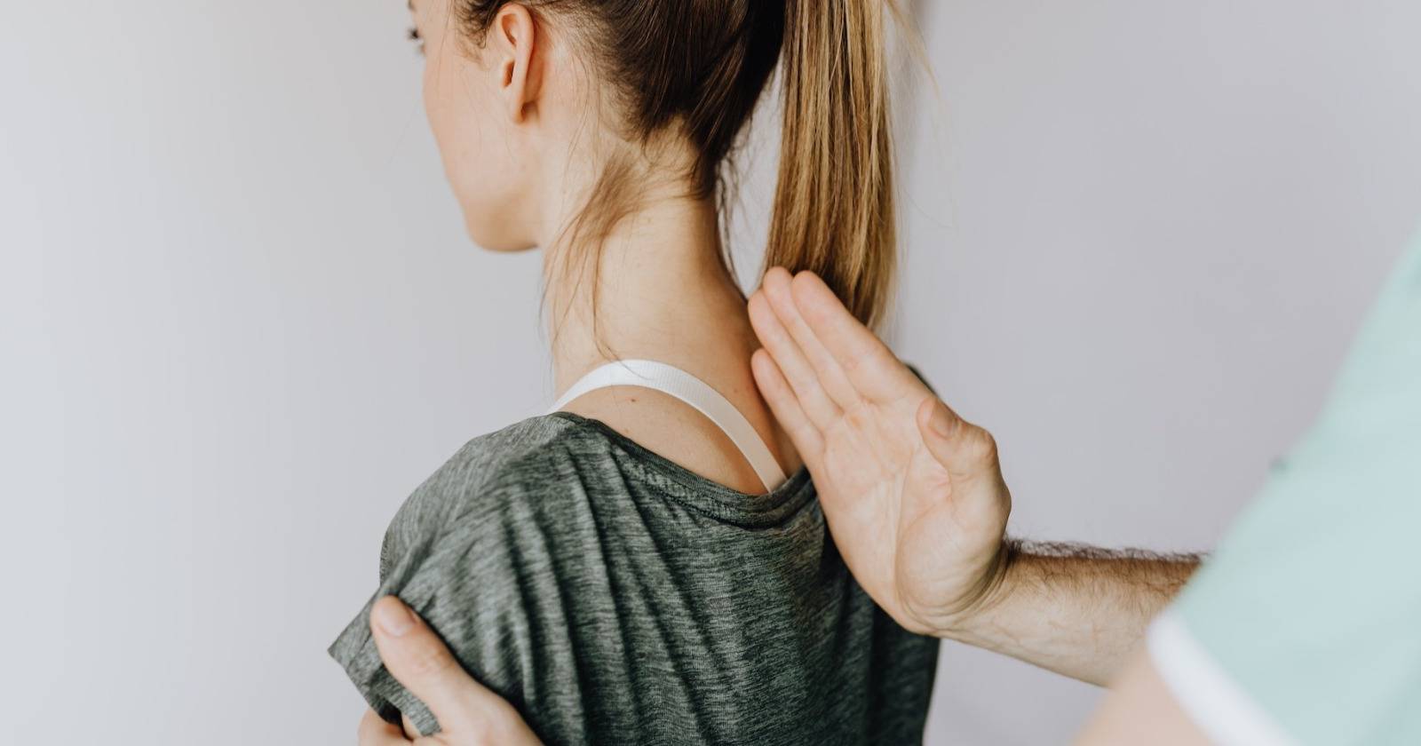 5 Websites and Blogs for Learning How to Improve Your Posture